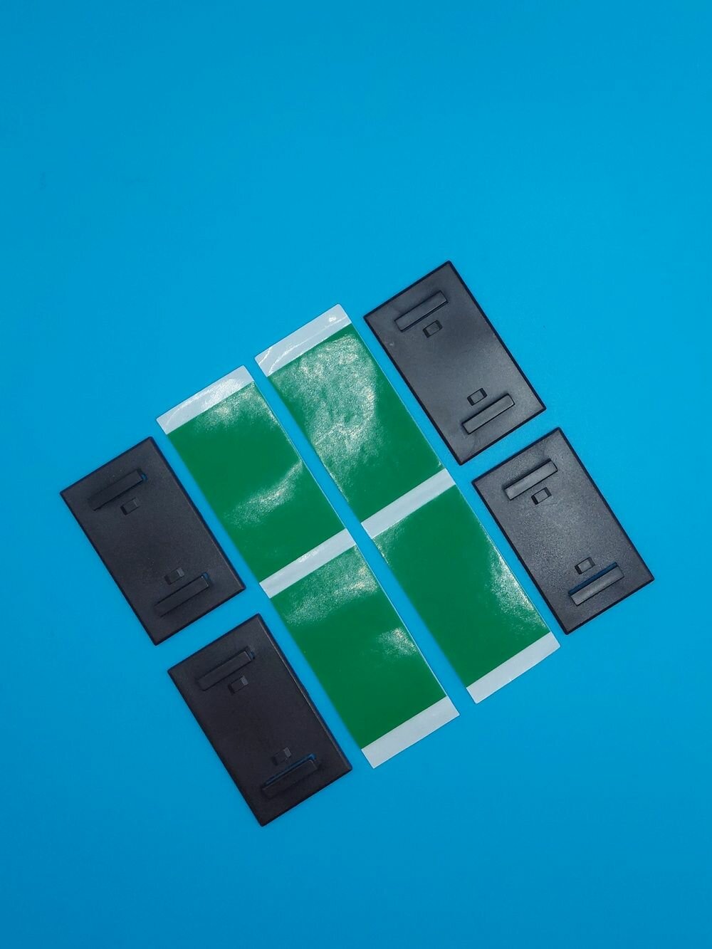 Платформа коричневая 4 шт, с большим скотчем 4 шт, для кронштейнов рулонных штор без сверления на трубе 17-19 мм