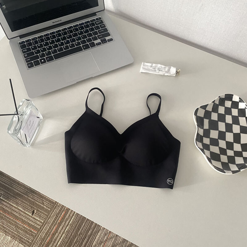 Без следов, перекрестный, красивый спиной, обнажающий спину, тонкий женский лифчик, цельный топ, маленькая грудь, собирающий бюстгальтер.