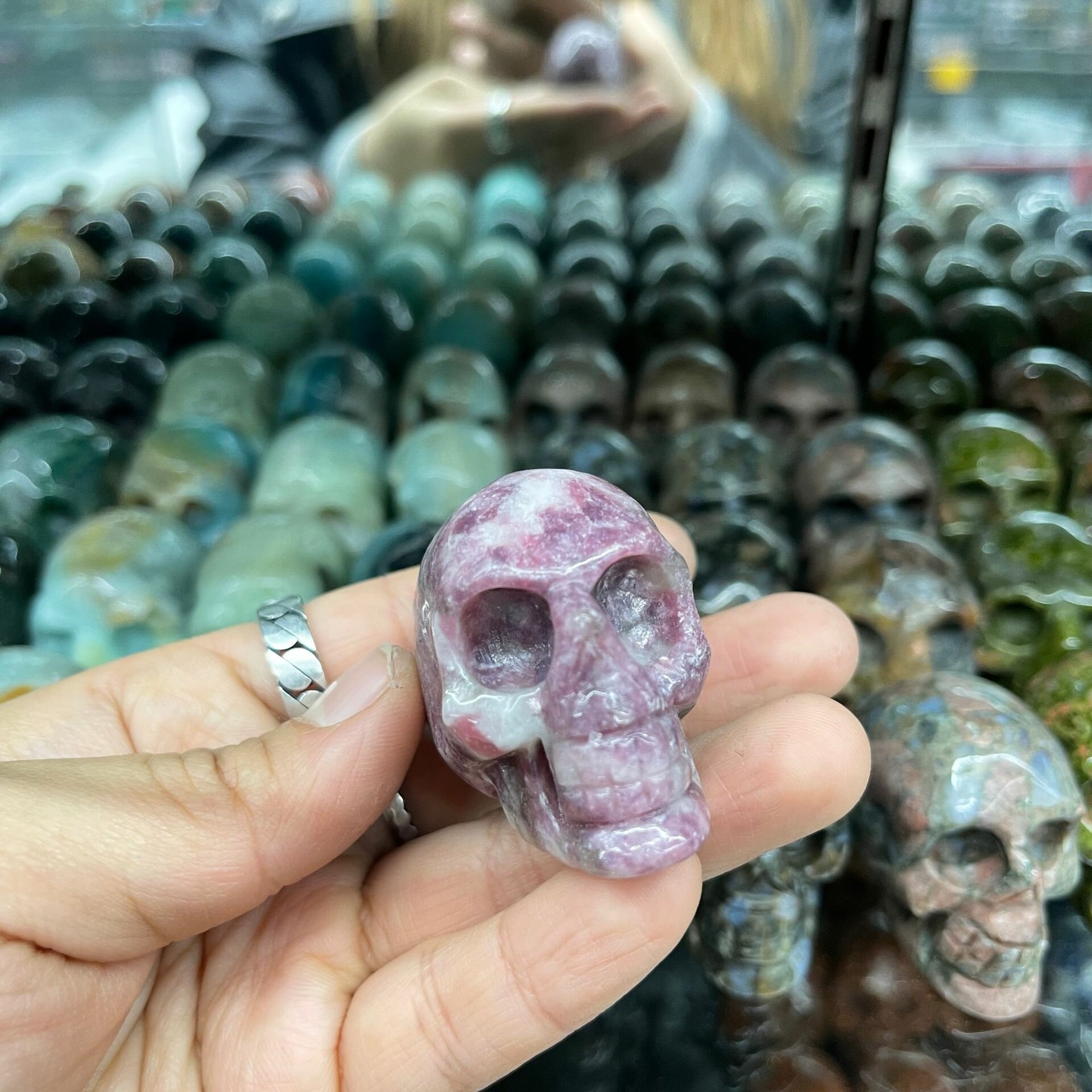 2inch Нефритовый Резной Череп Натуральный Необработанный Камень Полированный Призрачный Голова Хэллоуинское Украшение Кристальный Череп Орнамент