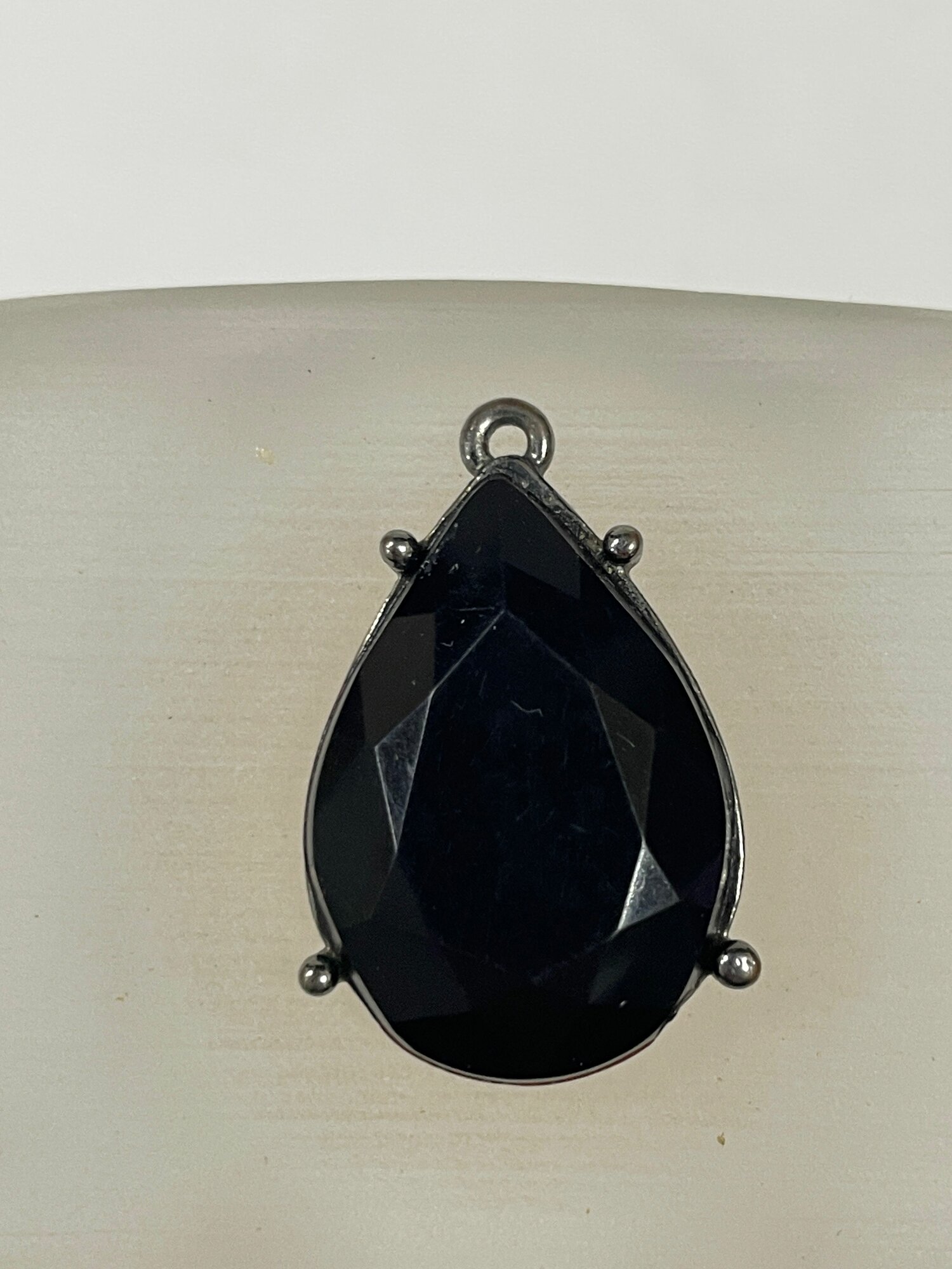 Кулон подвеска в колье, брелок, под винтаж.