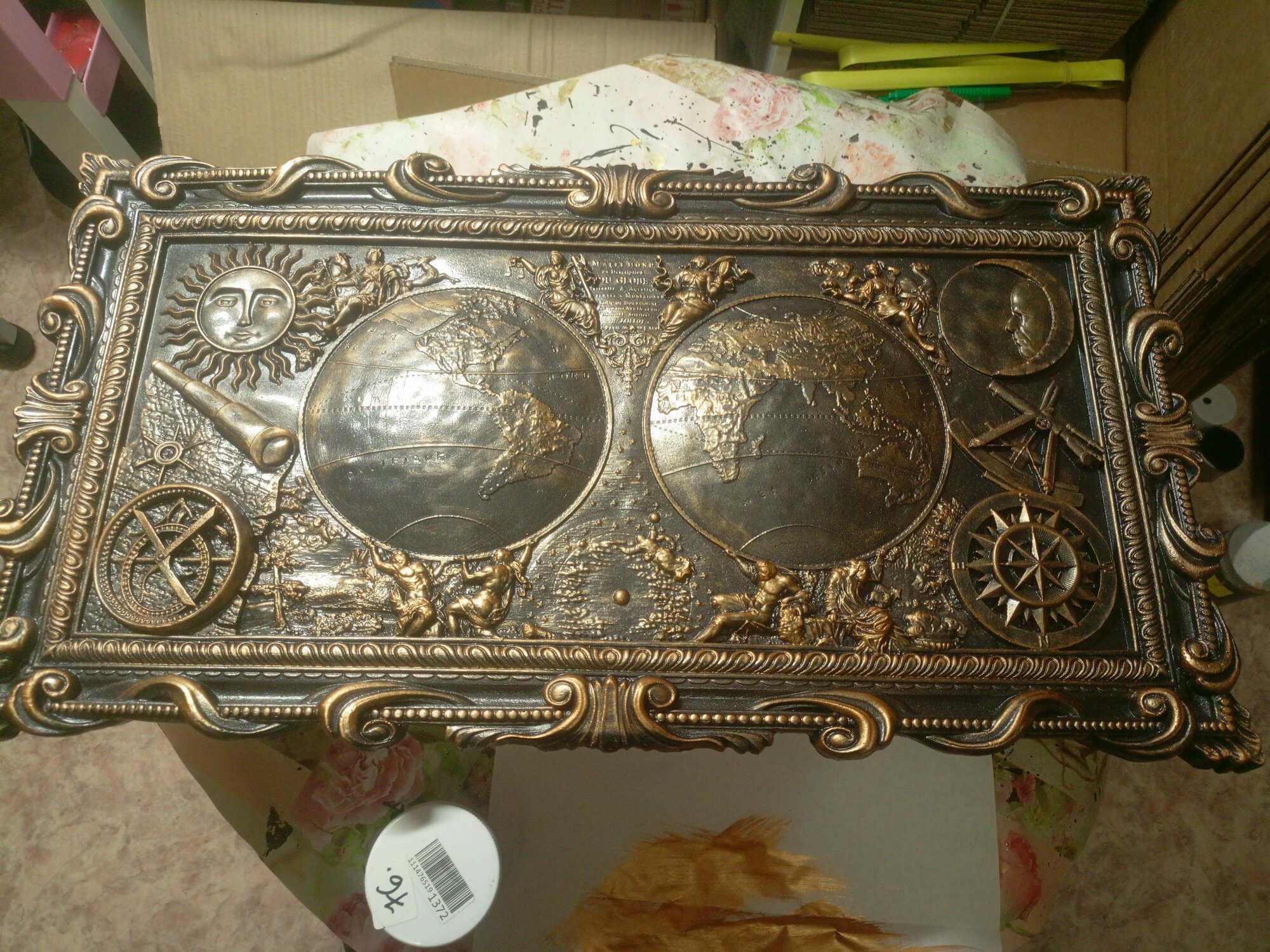 Панно барельеф на стену карта мира