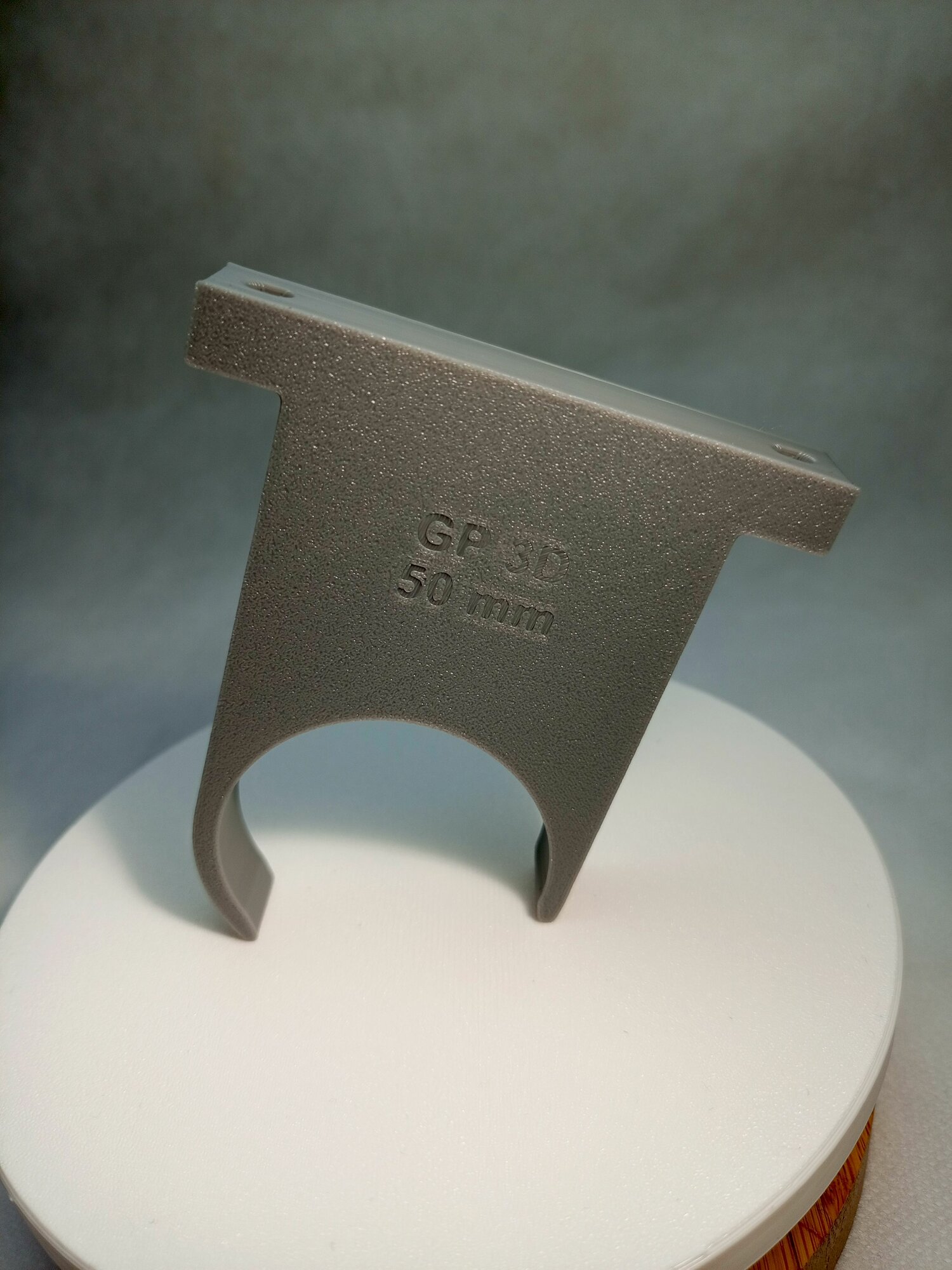 Крепление для труб 50 мм дистанционное L50