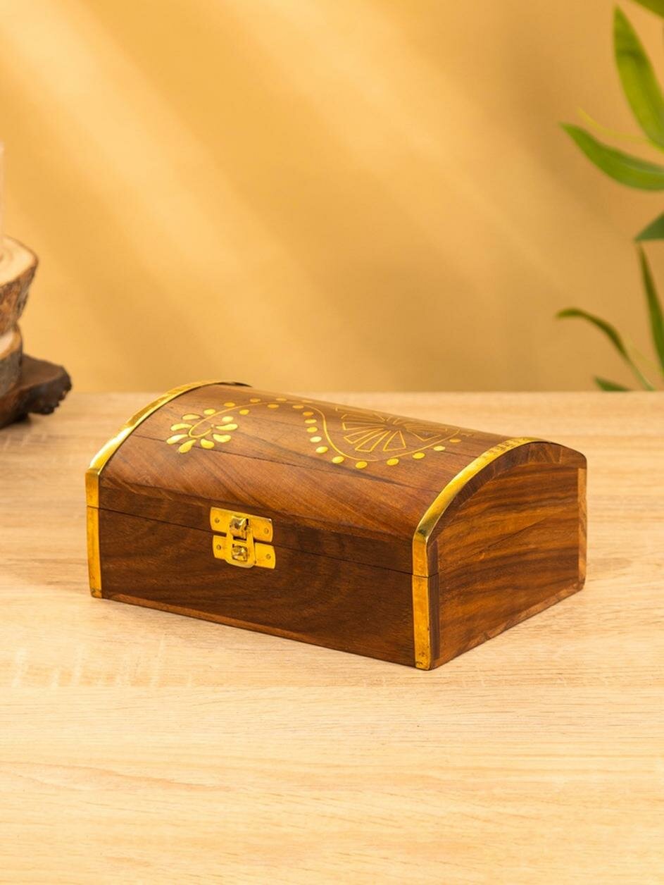 Шкатулка «Глу», дерево шишам, латунь, размер 18 × 12.8 × 8 см