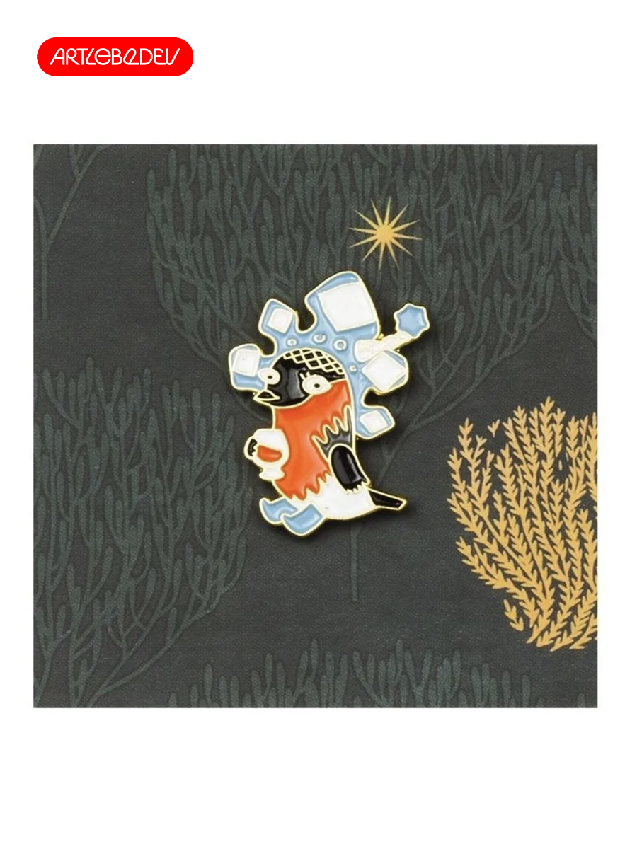 Значок Студия Артемия Лебедева "Снегурь", металлический, эмаль, оранжевый/голубой