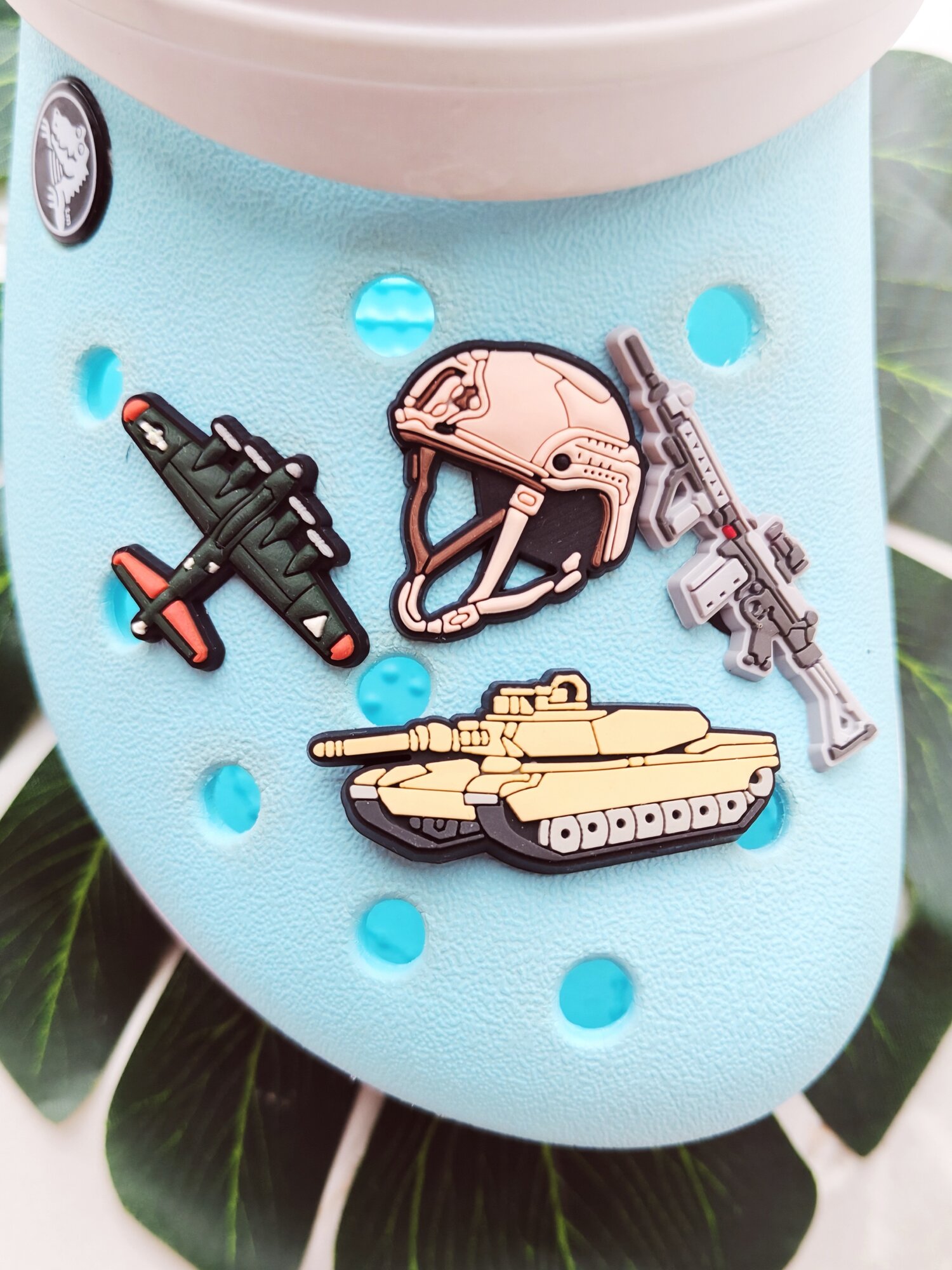 Джибитсы военные армия для мужчин на Crocs