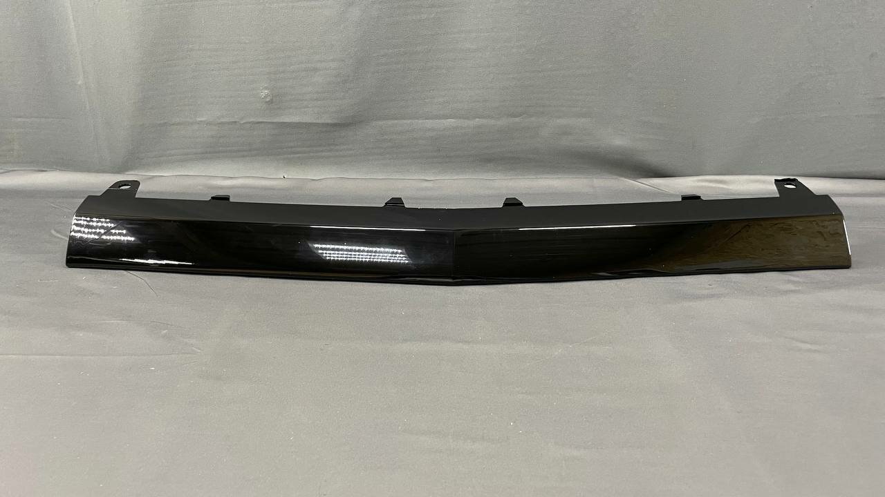 Молдинг бампера Mersedes W205 A2058852700