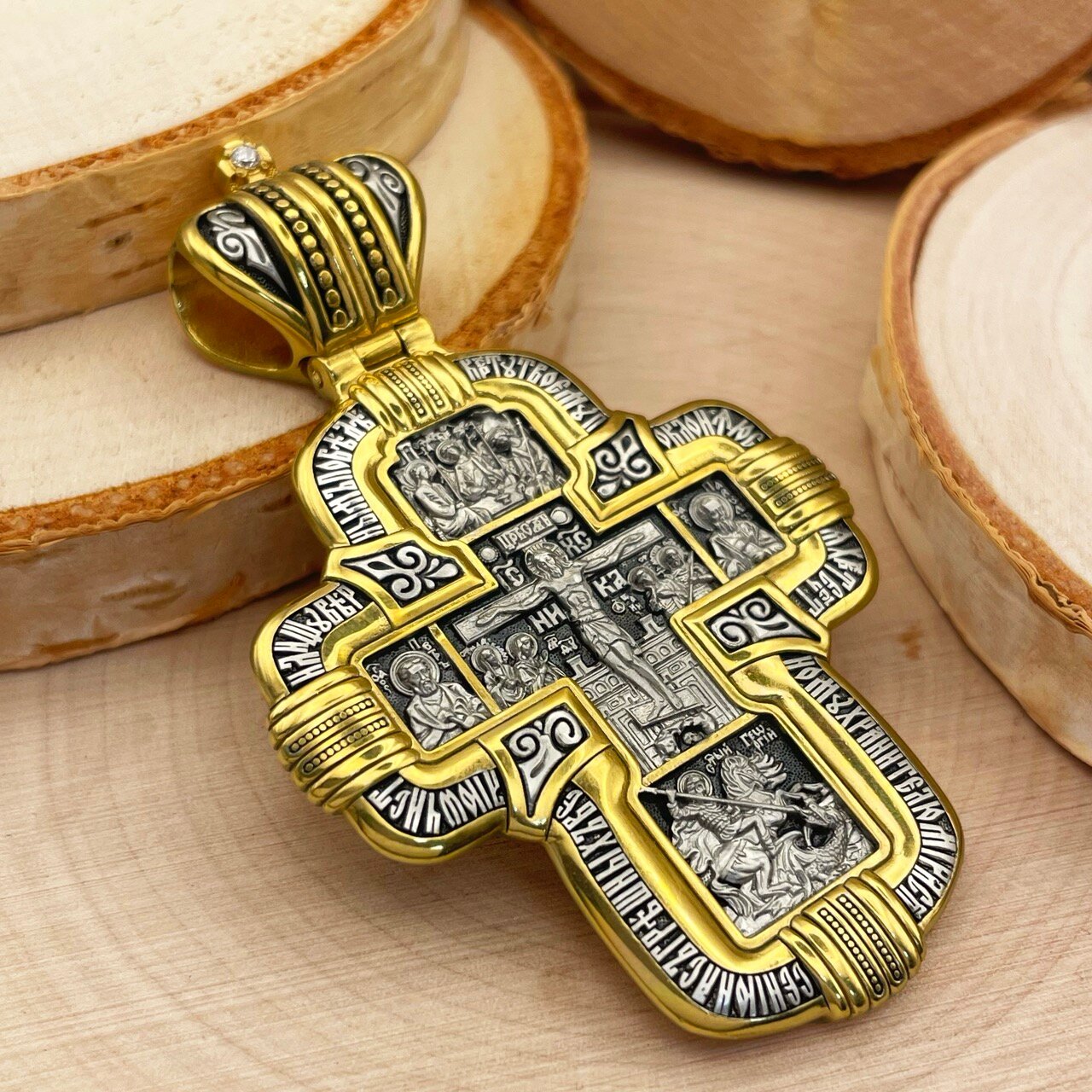 Крестик, серебро, 925 проба, чернение, золочение, фианит