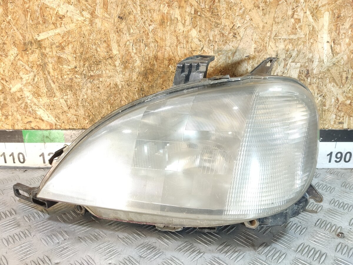 Фара левая MERCEDES ML w163 1638203761