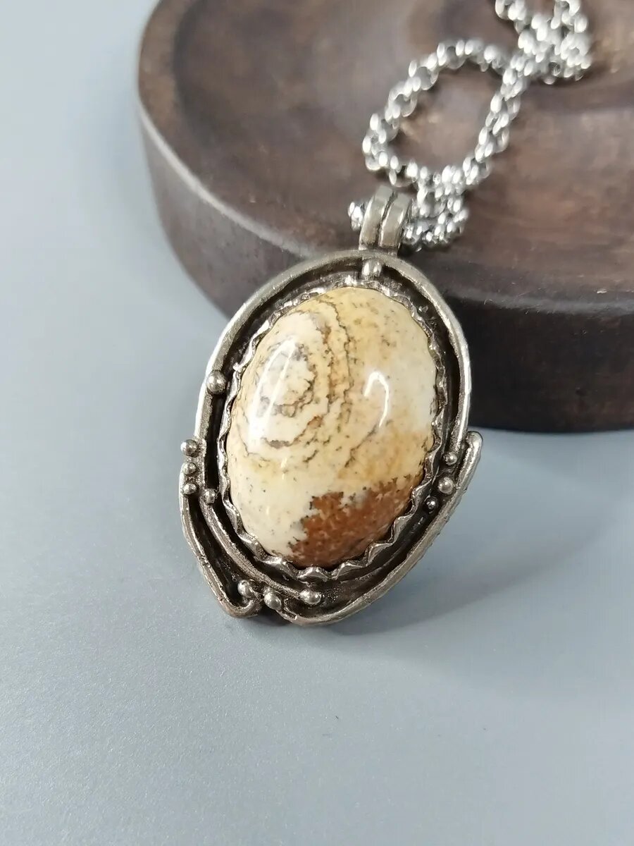 Подвеска, яшма