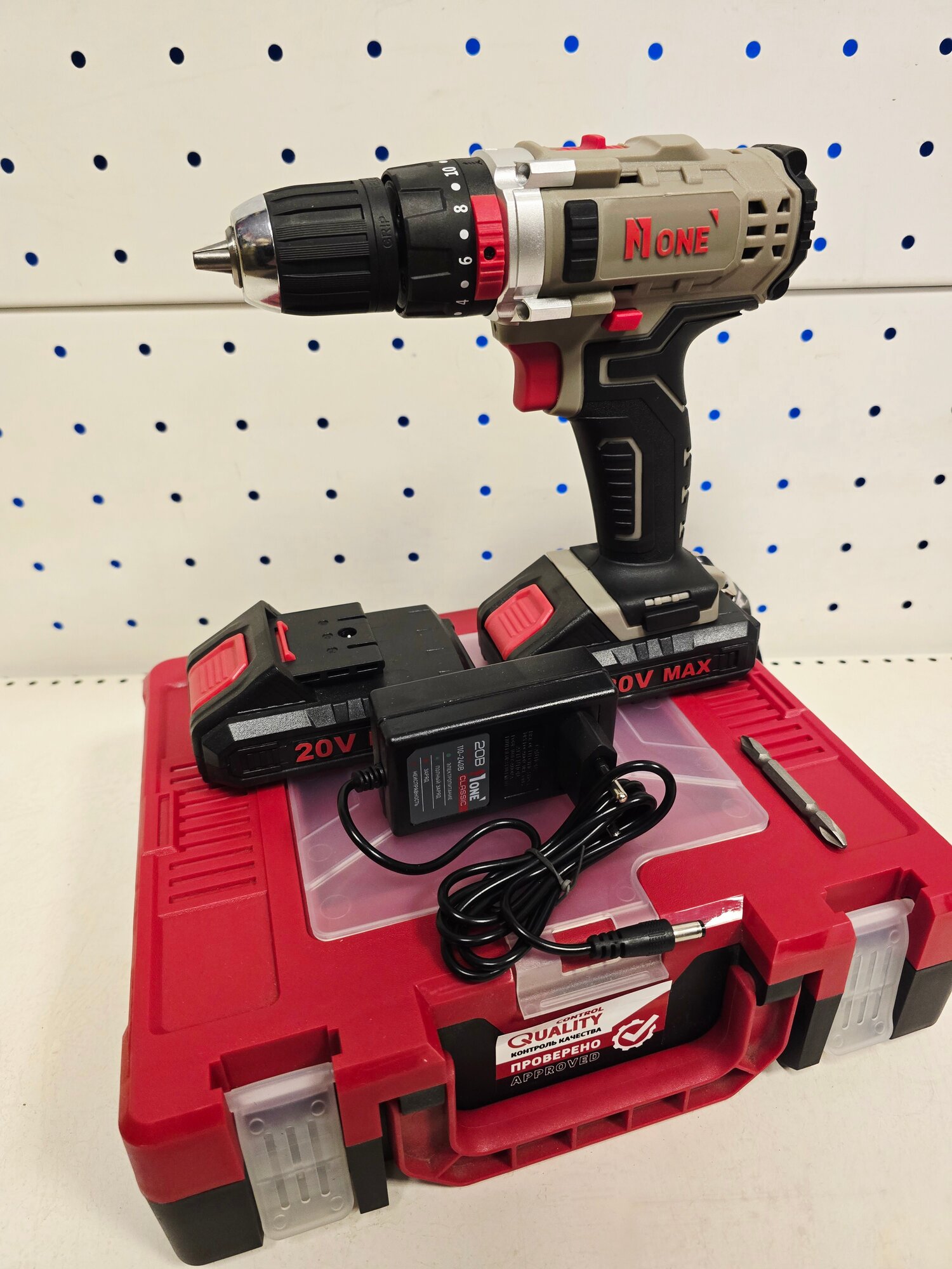 Аккумуляторный ударный дрель-шуруповерт Number One CD20/2.0-1 Pro, 20В, 2х2Ач, 1450об/мин, кейс
