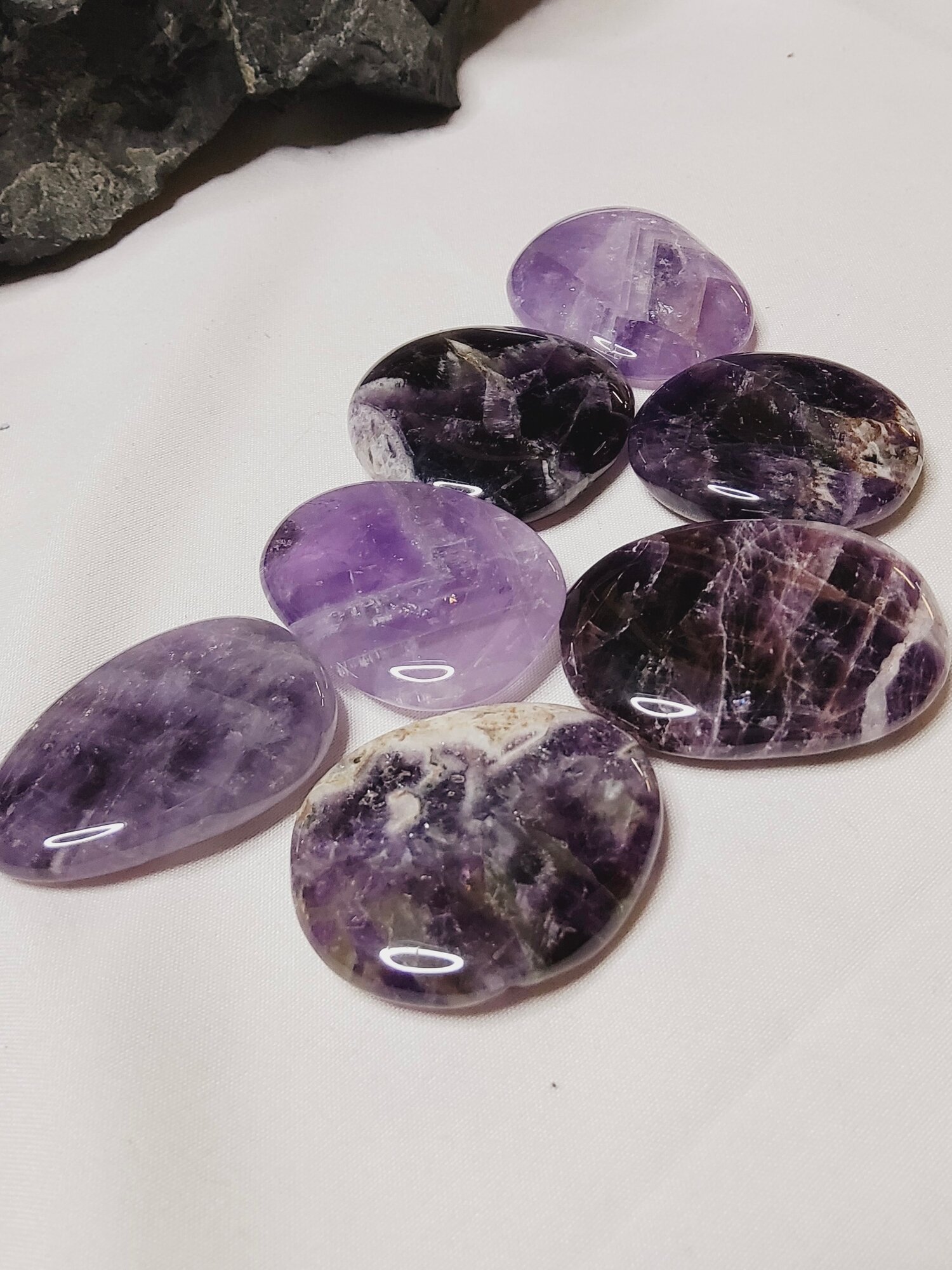 Антистресс натуральный камень Аметист шеврон 2 сорт 10-20 гр