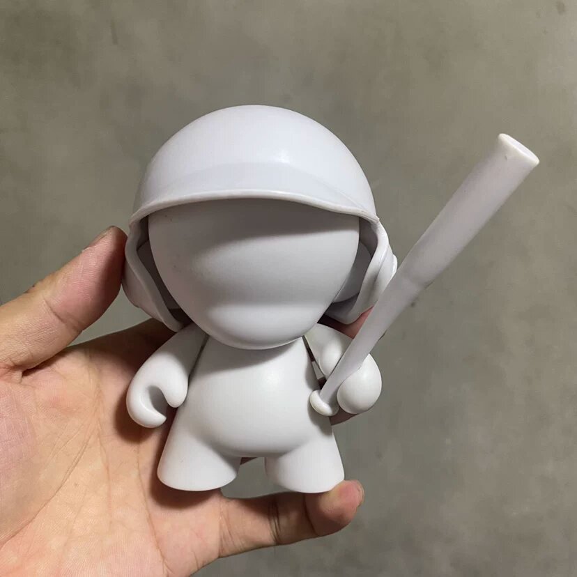 В наличии: Фигурка King of the Earth Kidrobot DIY MUNNYWORLD Munny Baseball Бейсбол