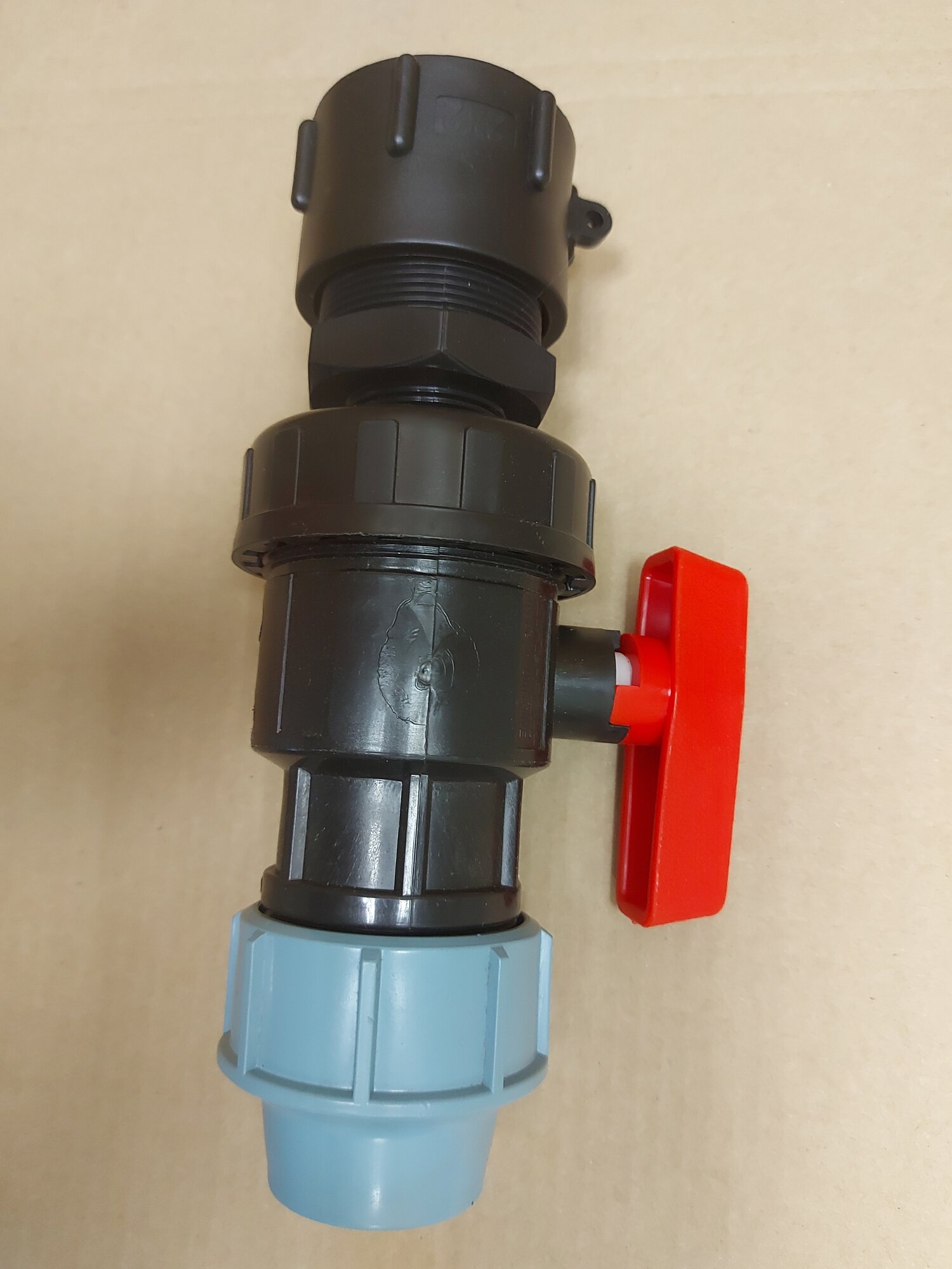 Крышка для еврокуба 60мм с краном для пнд трубы 40