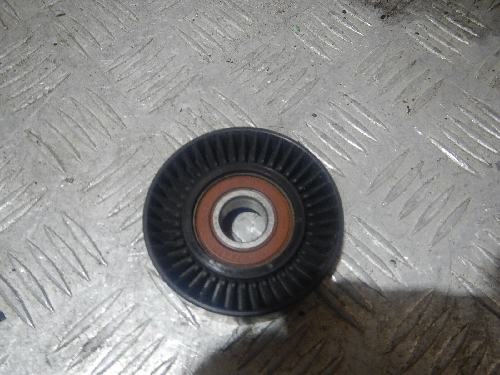 Б/У Ролик-натяжитель, Suzuki (Сузуки)-GRAND VITARA (06-) SUZUKI GRAND VITARA (06-) Дополнительный Без повреждений 341064 ...