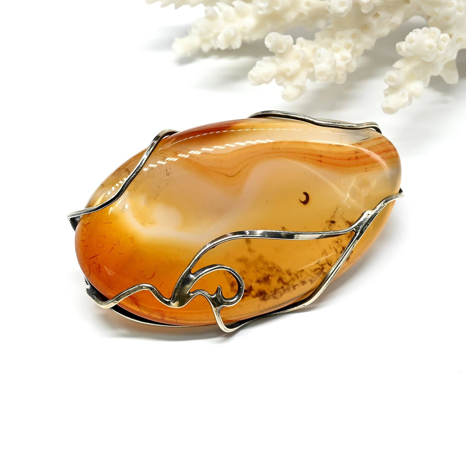 Брошь, агат