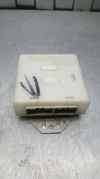 Блок электронный Nissan tiida C11 2004 (б/у)