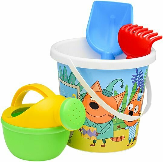 Песочный набор "Три кота" №14, в комплекте ведерко с наклейкой, лопатка, грабли и лейка, детские пластиковые игрушки для песочницы