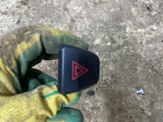 Кнопка аварийной сигнализации Lada Granta 1 поколение 1.6 11183 2014 (б/у)