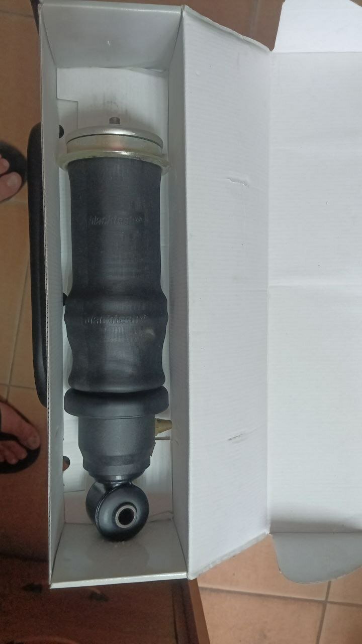 Амортизатор Scania Каб. Пер. Зад. Пневмо 240332мм BLACKTECH арт. BT11001CA