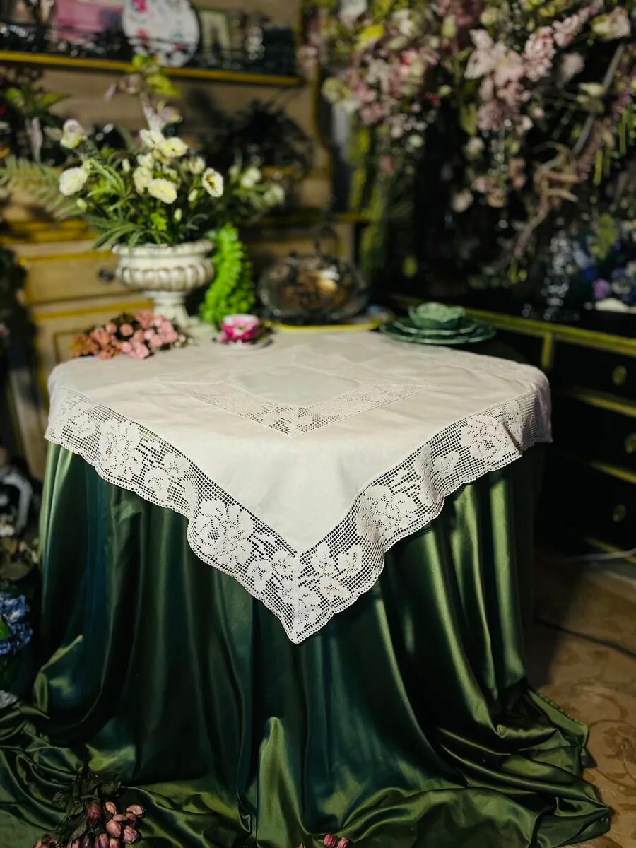 Скатерть AJOURELE "Винтаж", хлопок, ручная работа, 100х100см, кремовая