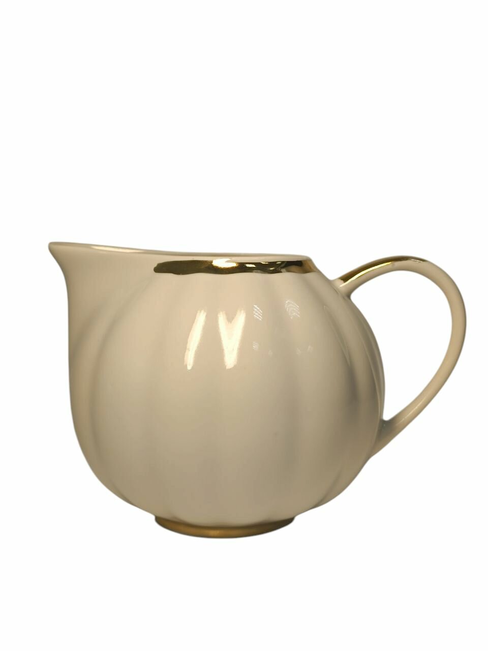 Винтажный молочник дулево, фарфор. Сделано в СССР.