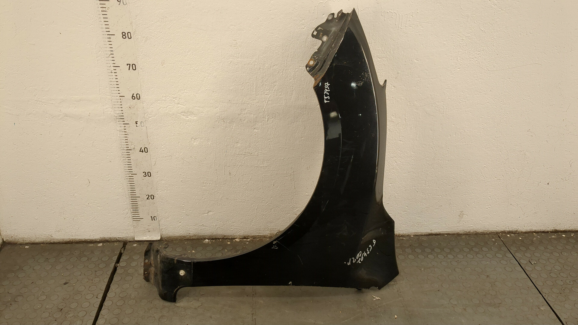 Крыло левое переднее Mazda 3 (BL) Б/У