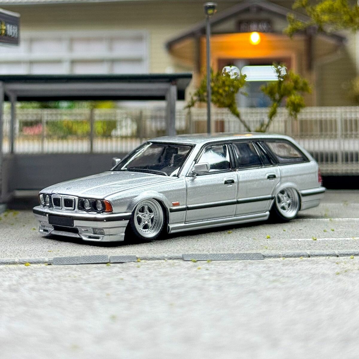 Mortal 1:64 BMW E34 Touring Легковая модель автомобиля