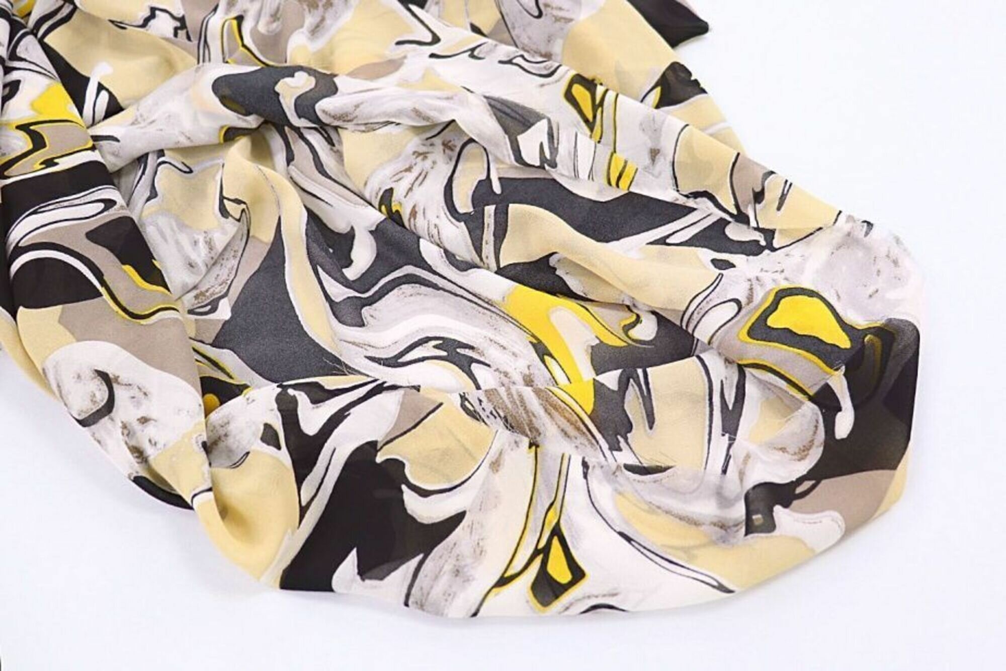 Креп сатин принтованный "Черно желтые разводы", ширина 145см, длина 100см