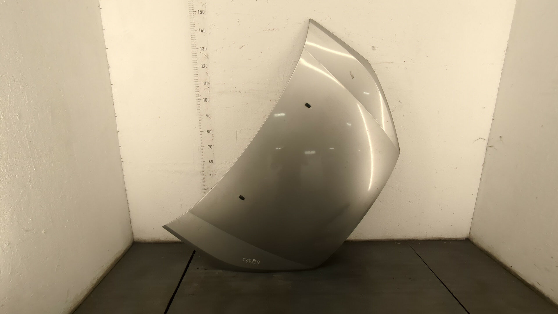 Капот Ford Galaxy Б/У