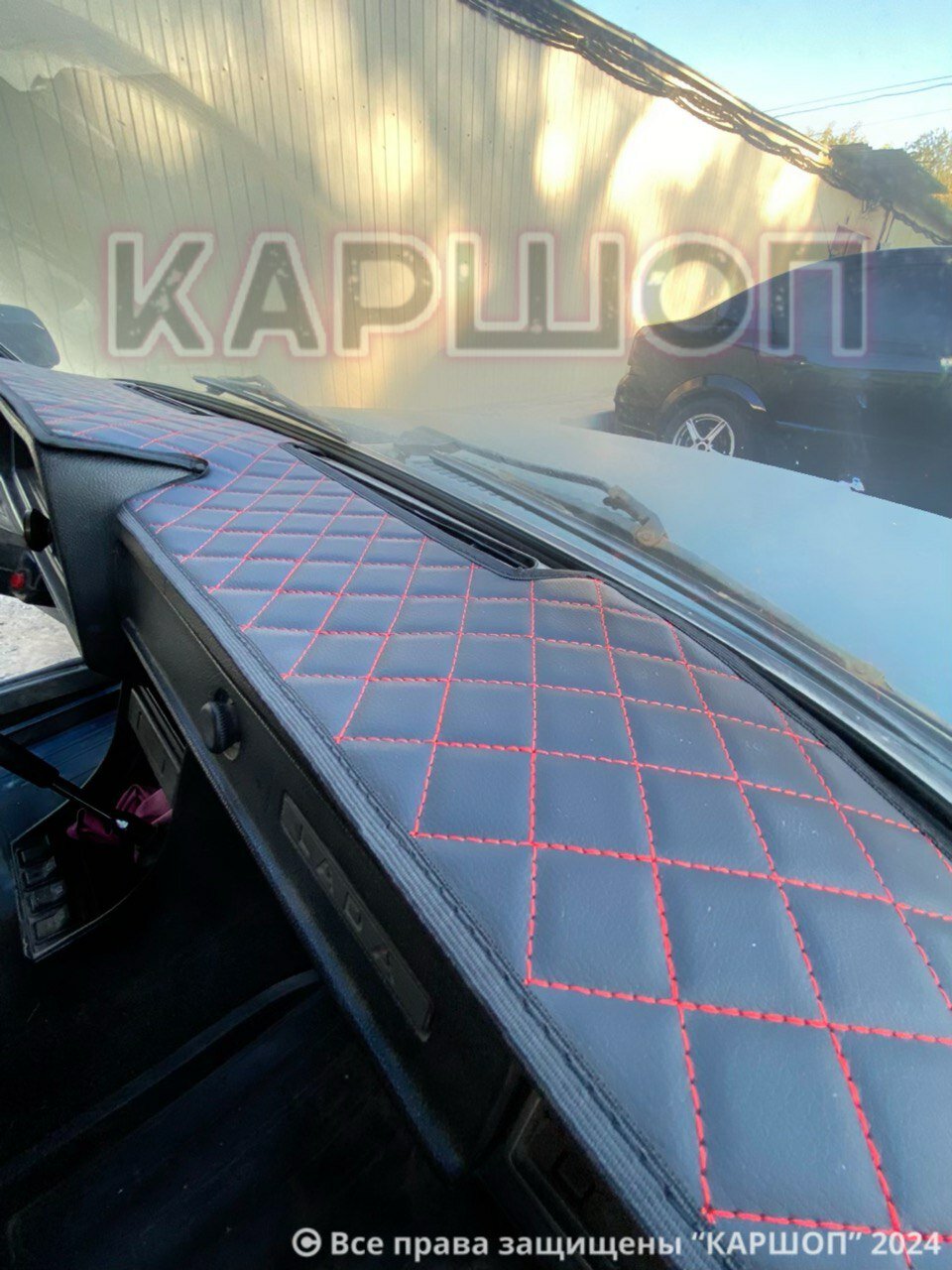 Накидка на приборную панель