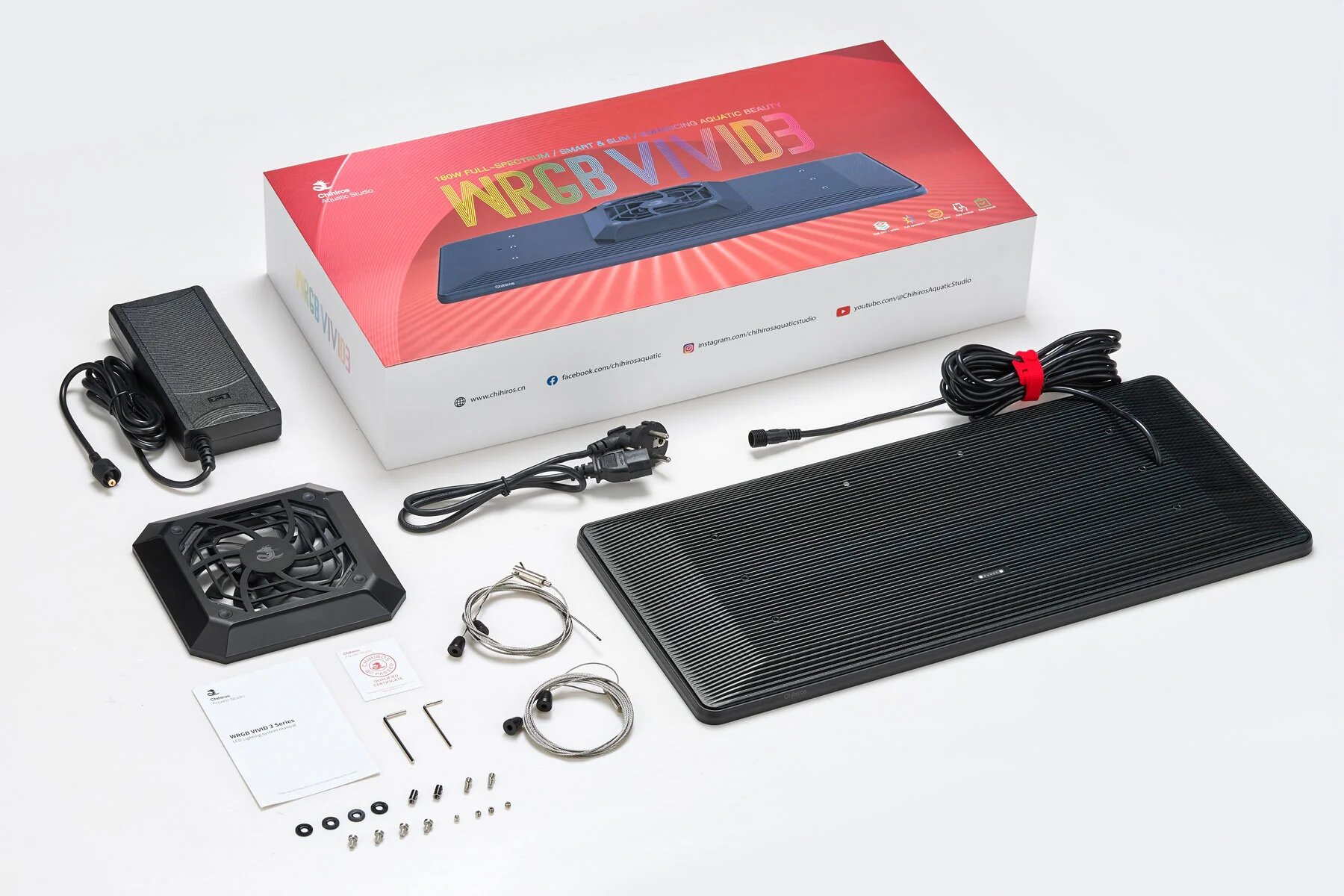 Светодиодный светильник Chihiros WRGB Vivid 3 Black, 16 600 Lm