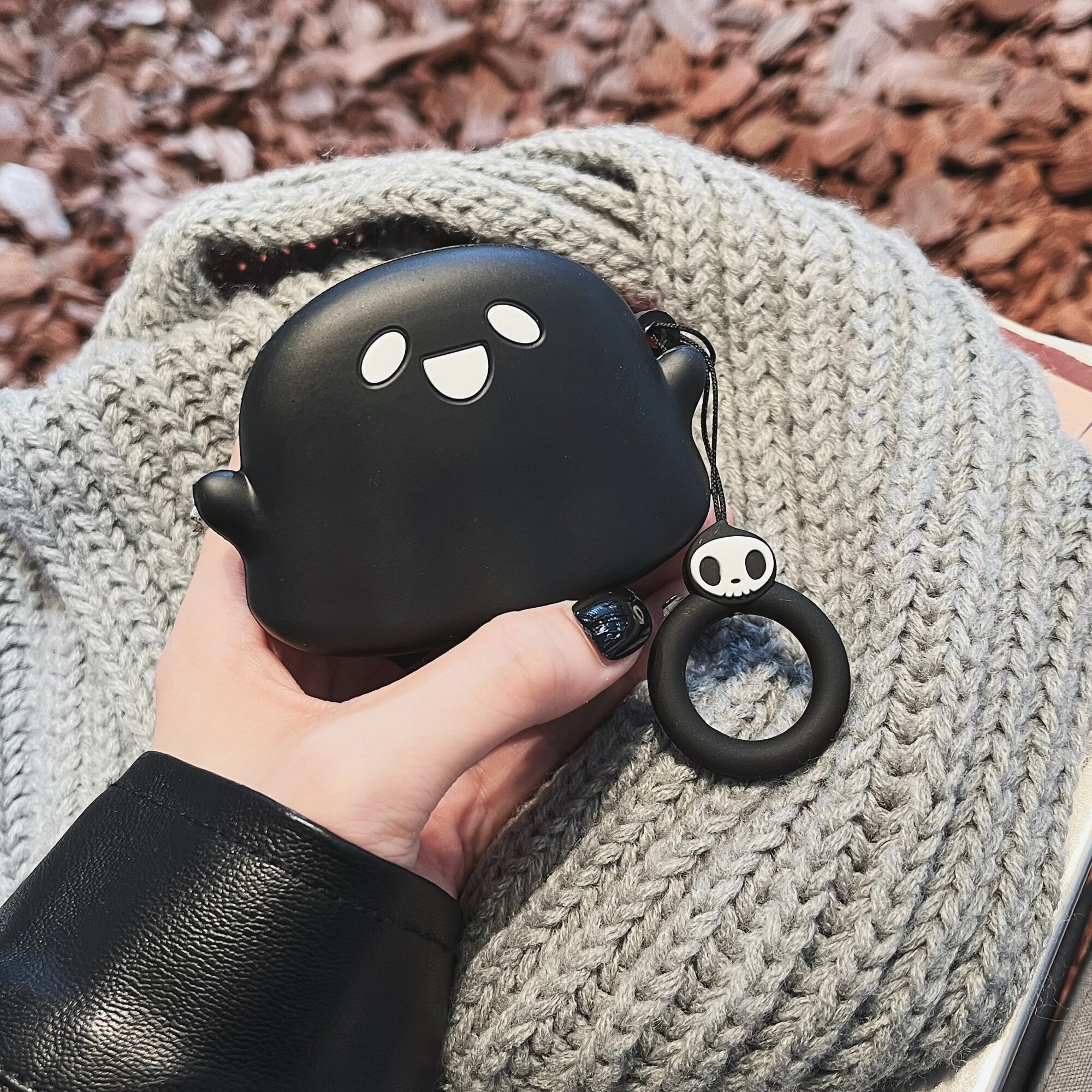 Чехол для наушников Anker Soundcore Liberty 4 NC с призраком 01