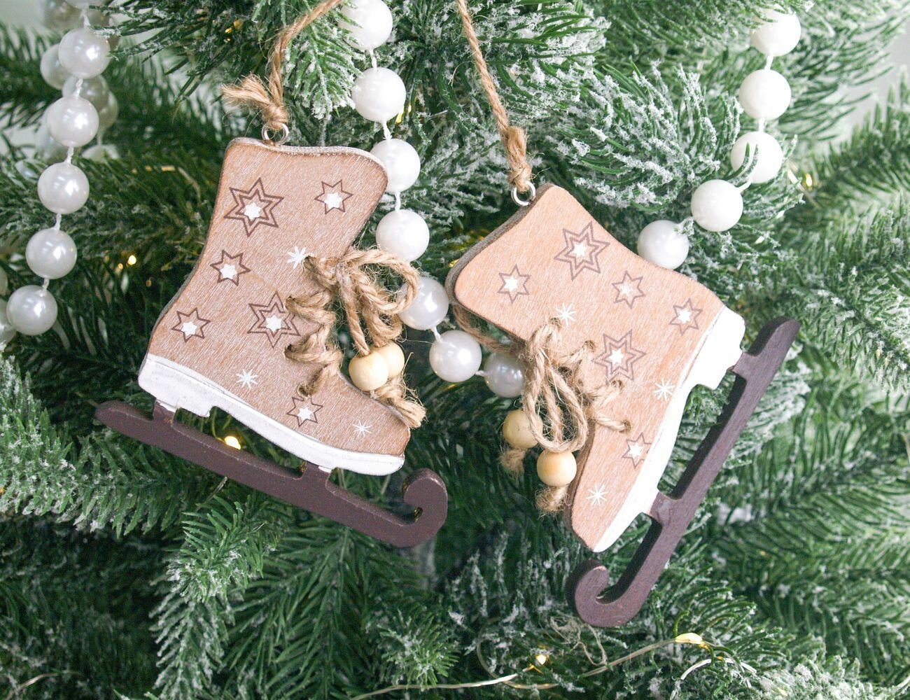 Деревянная ёлочная игрушка звёздные коньки, 11х10 см, Breitner 55-7592