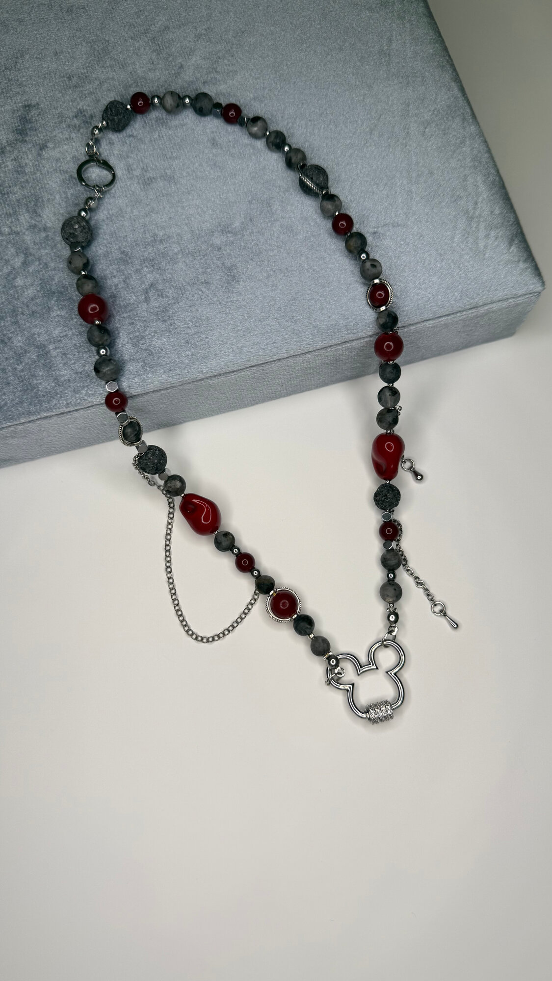 Колье, гематит, жемчуг имитация, вулканическая лава, лабрадорит