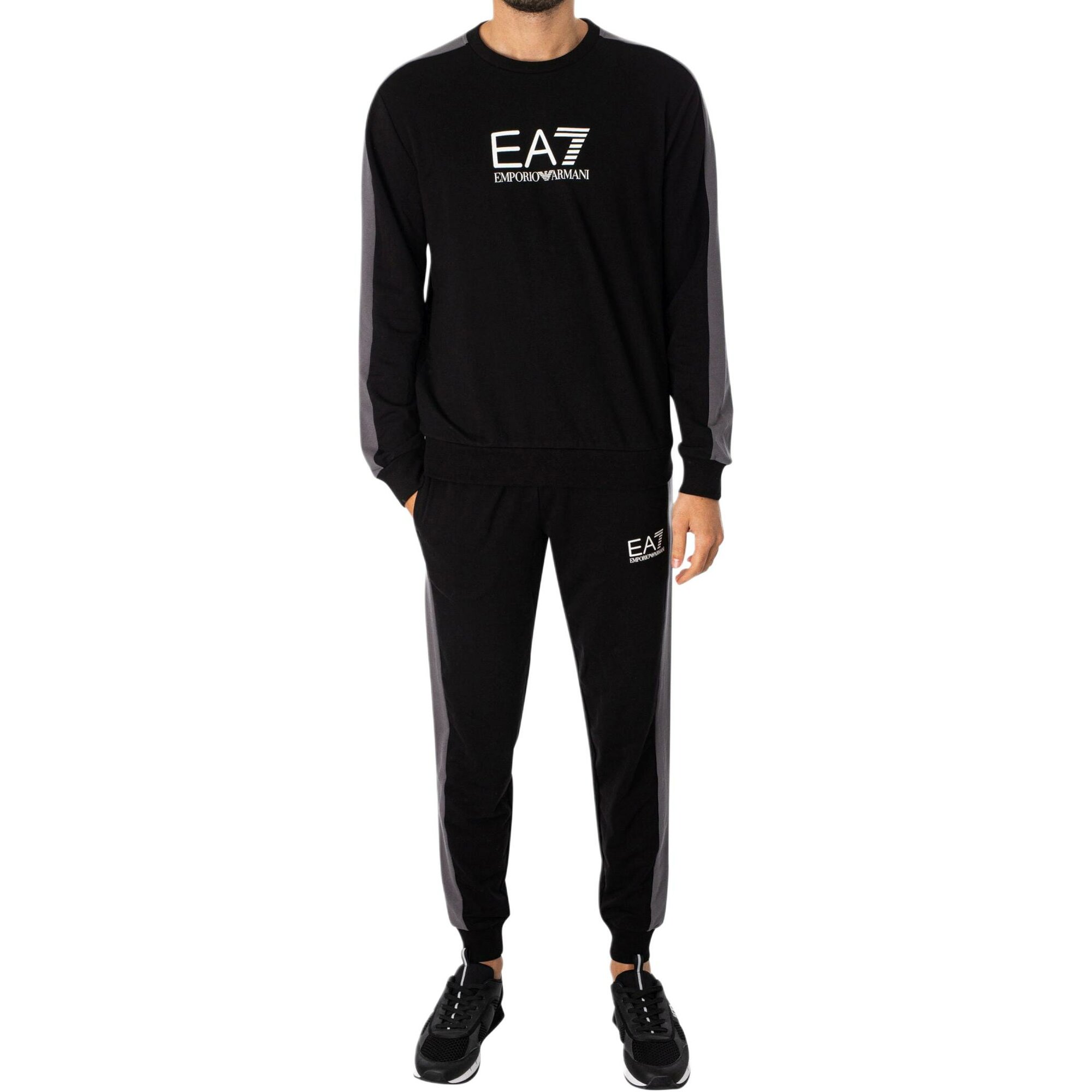 Комплект одежды EA7