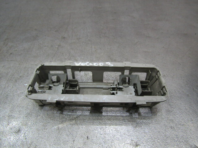 Плафон салонный Volvo FH, FM, есть повреждение