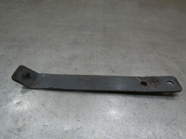 Кронштейн топливных трубок Renault Premium