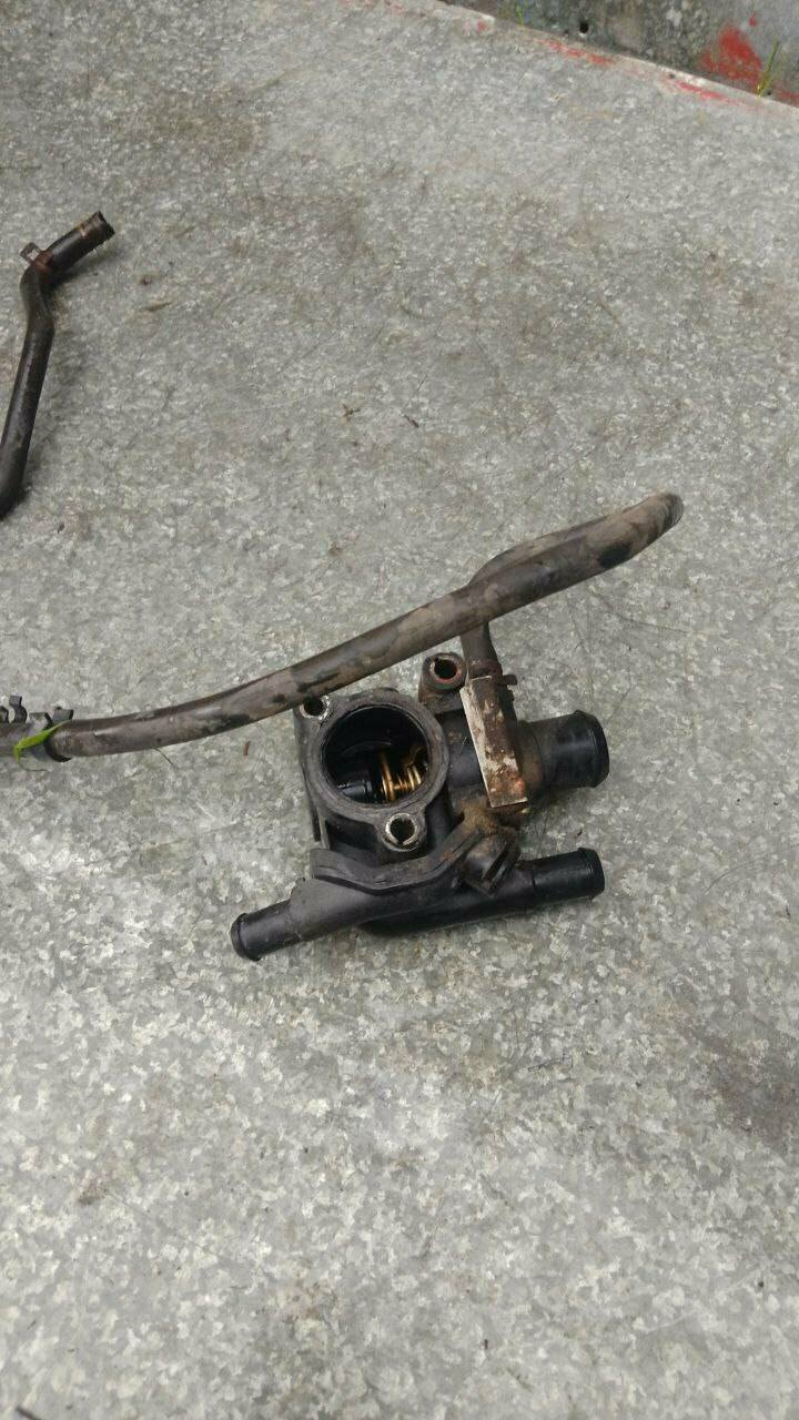 Корпус термостата Ford Tourneo Connect (2002 - 2009)