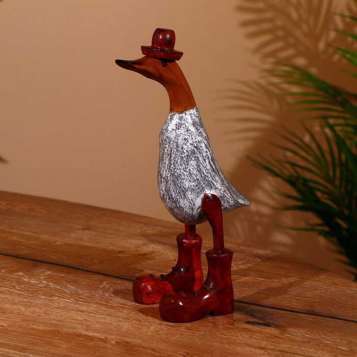 Сувенир «Утка в сером», 27 см, дерево
