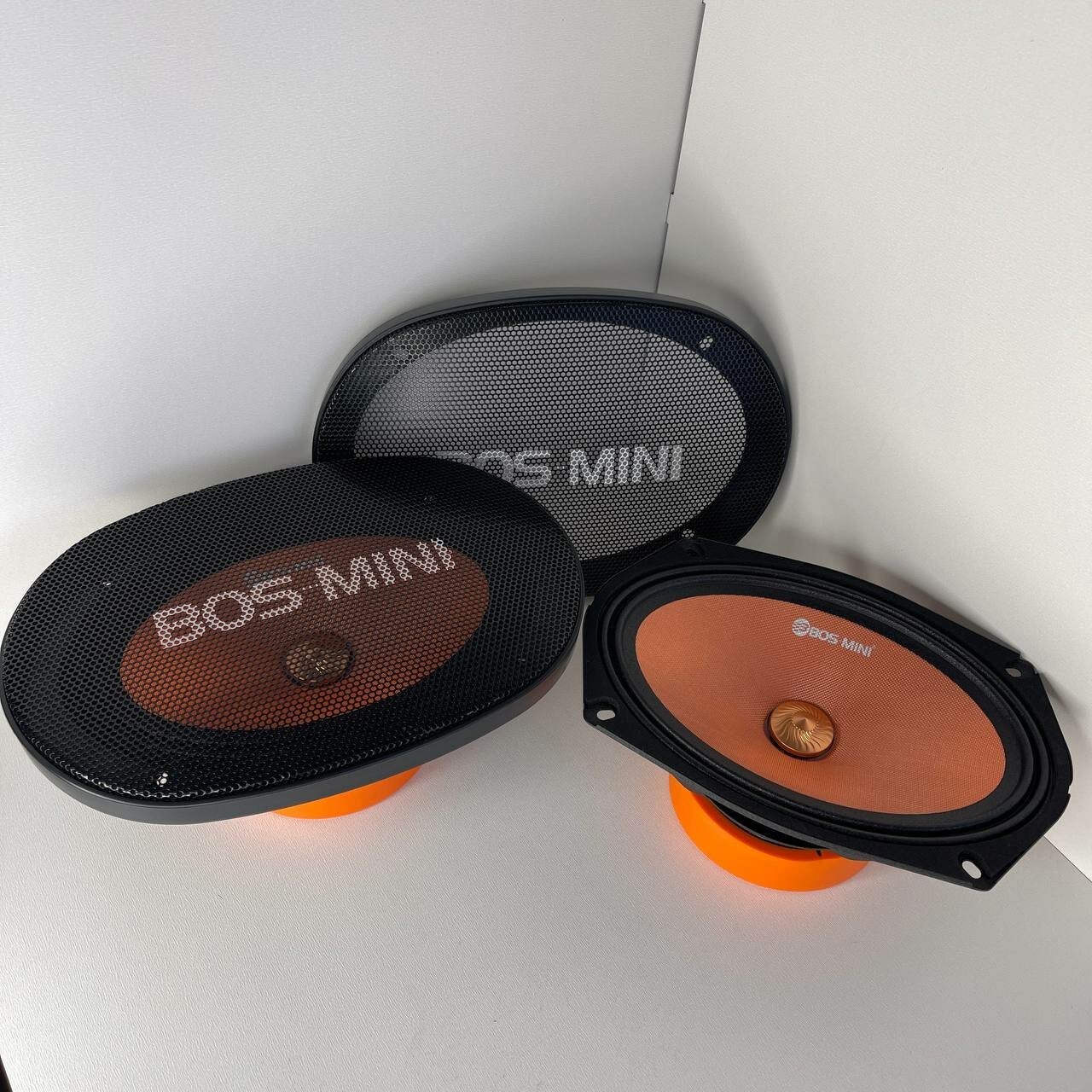 Автомобильные динамики Bos-Mini Bos-6983, овалы (6х9 236х164мм), 600 Вт/ Комплект из 2 штук
