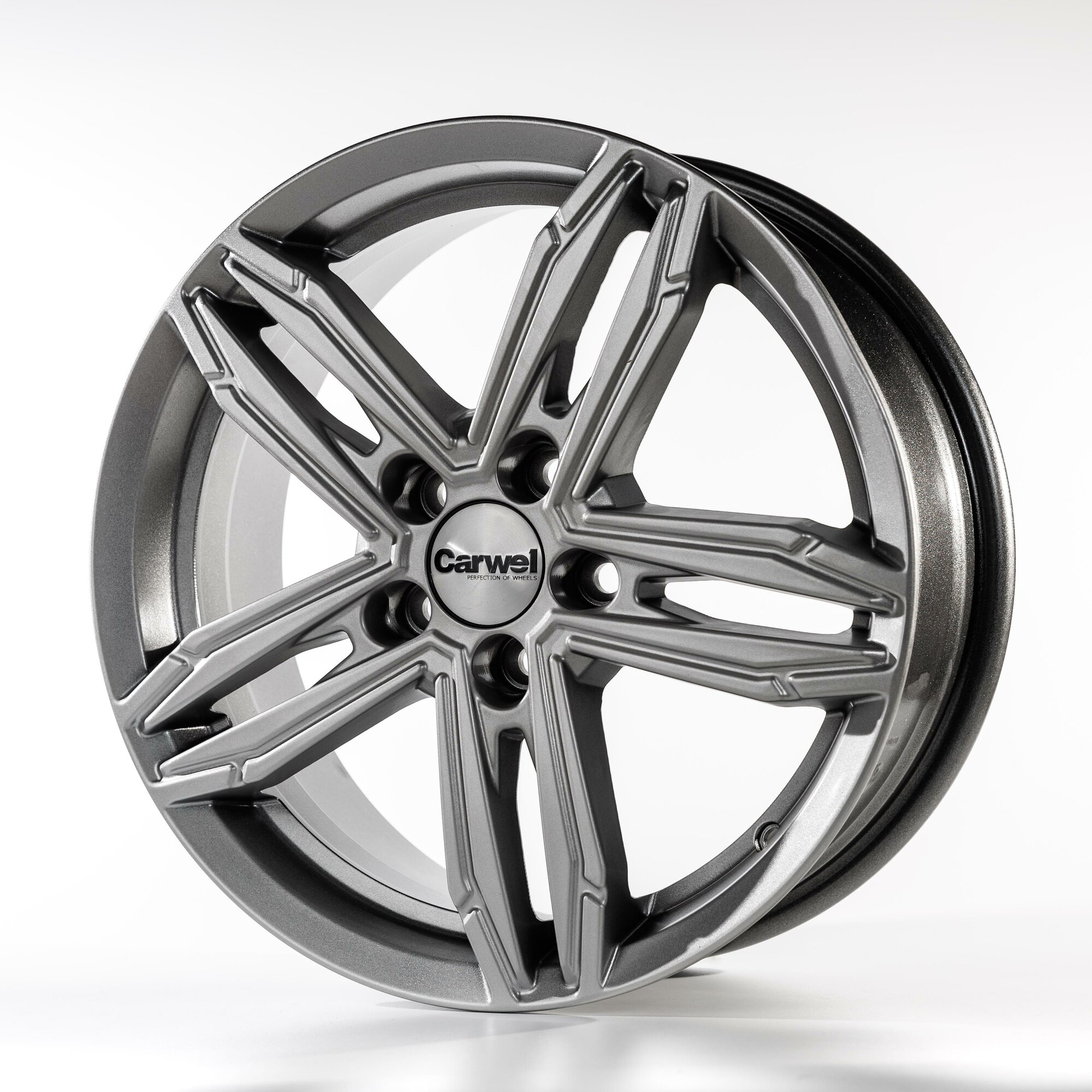 Диск автомобильный литой Carwel Нева 256 16x6.5 5x100 et40 dia67.1 Серебристый металлик