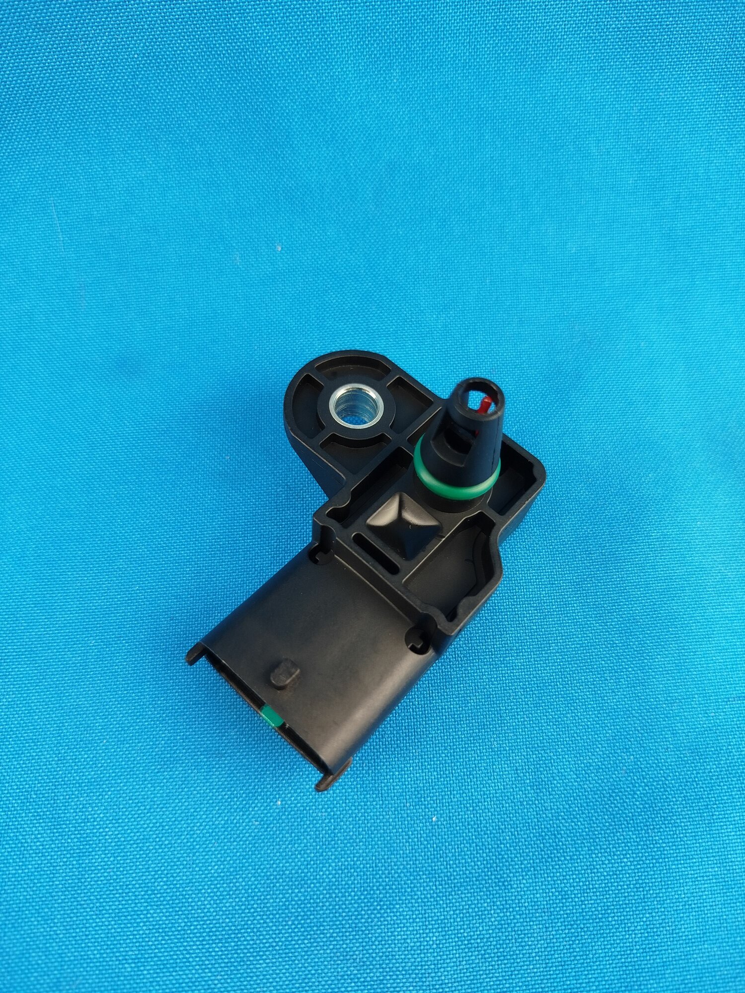 Датчик абсолютного давления и температуры "BM" для автомобилей Калина, Приора, Гранта дв.21127 (28234360)