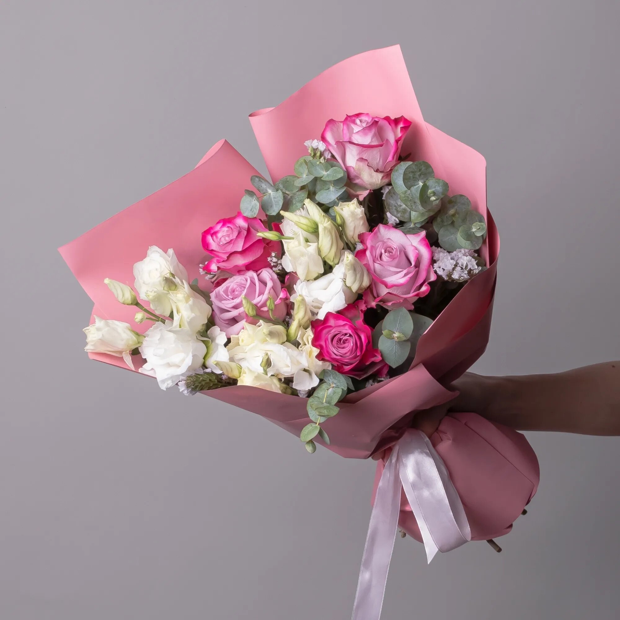 Букет цветов Сиреневая вуаль М в коробке и аквабоксе от "Простоцветы"