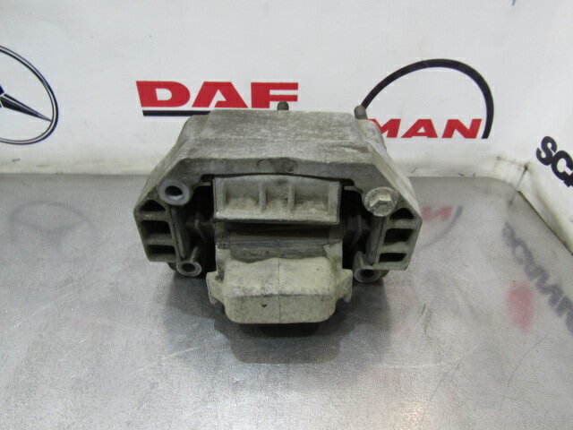 Подушка КПП Scania P, R, G, есть повреждение