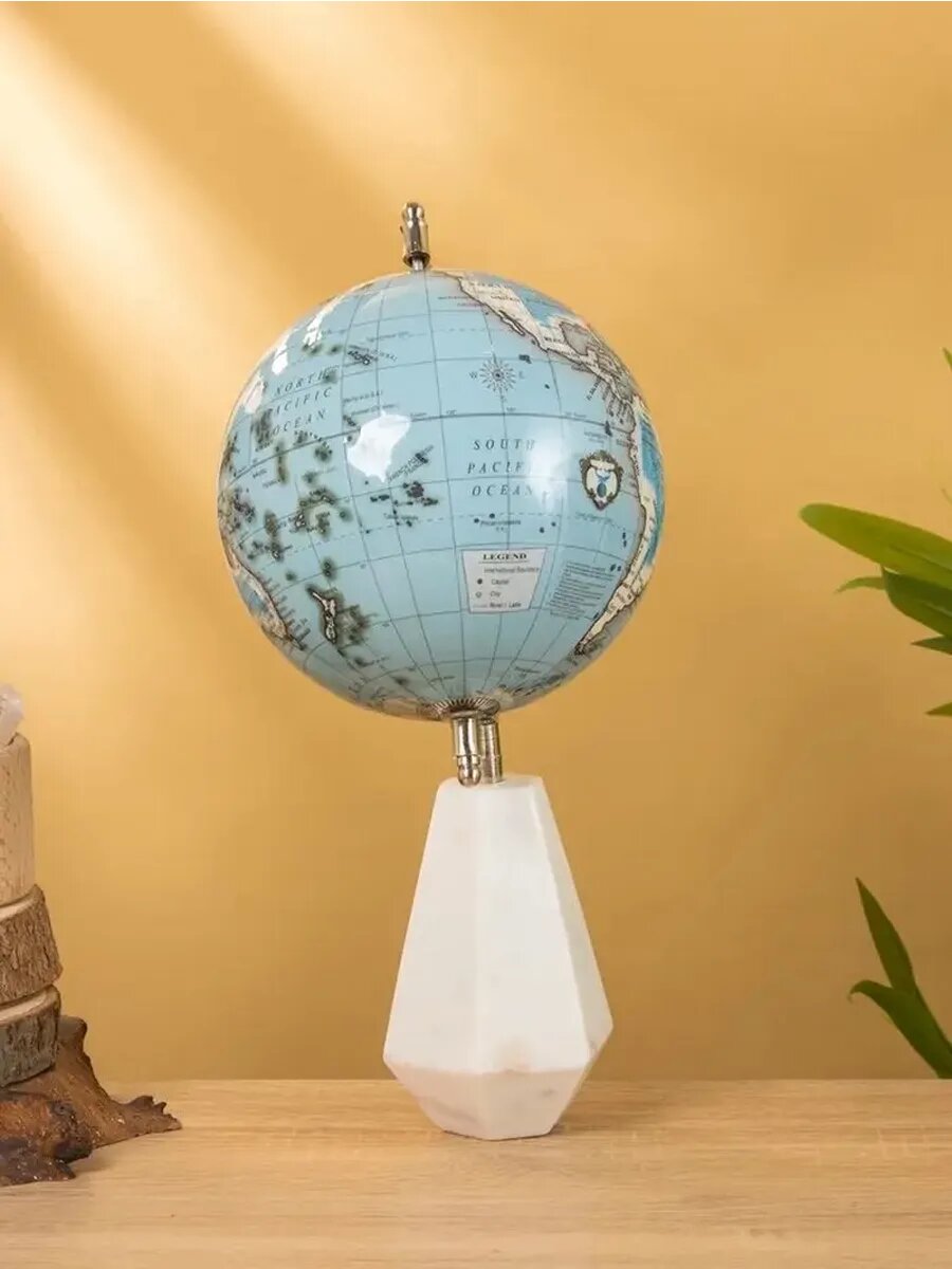 Стильный сувенирный глобус с мраморной подставкой