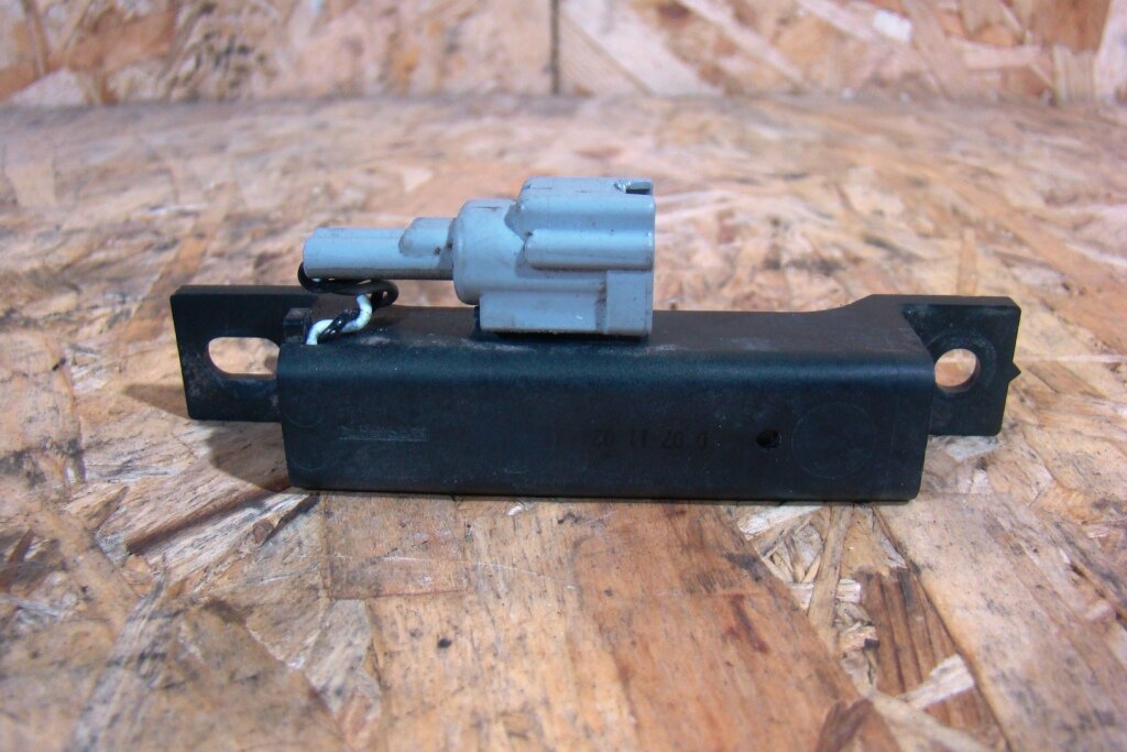 Nissan X-Trail T31 Антенна 285E4EB300