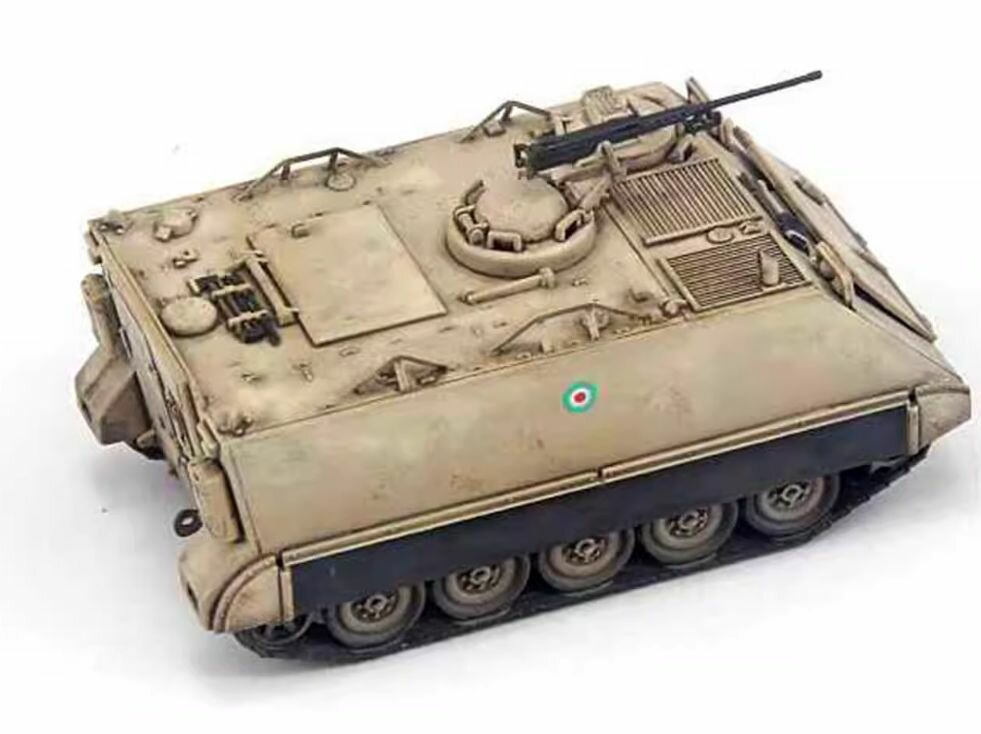 Готовая модель 1:72 M113 Армидаране, ксир, Закалка, ПВХ и литьевой металл
