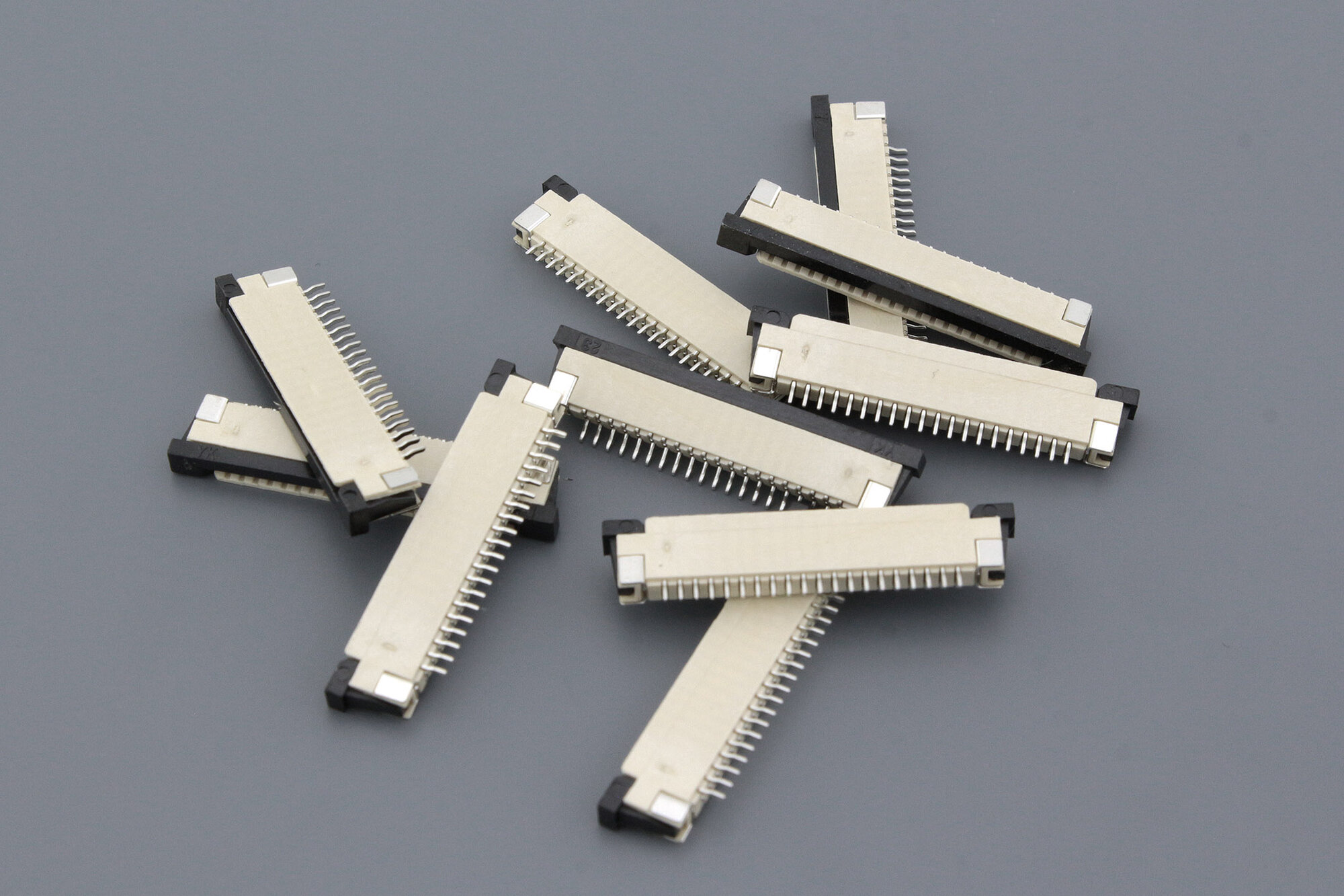 Разъем FPC Half Coverage Bottom Contact 1.0K-BX-20PWB 20 pin высота 2мм шаг 1мм 10 шт