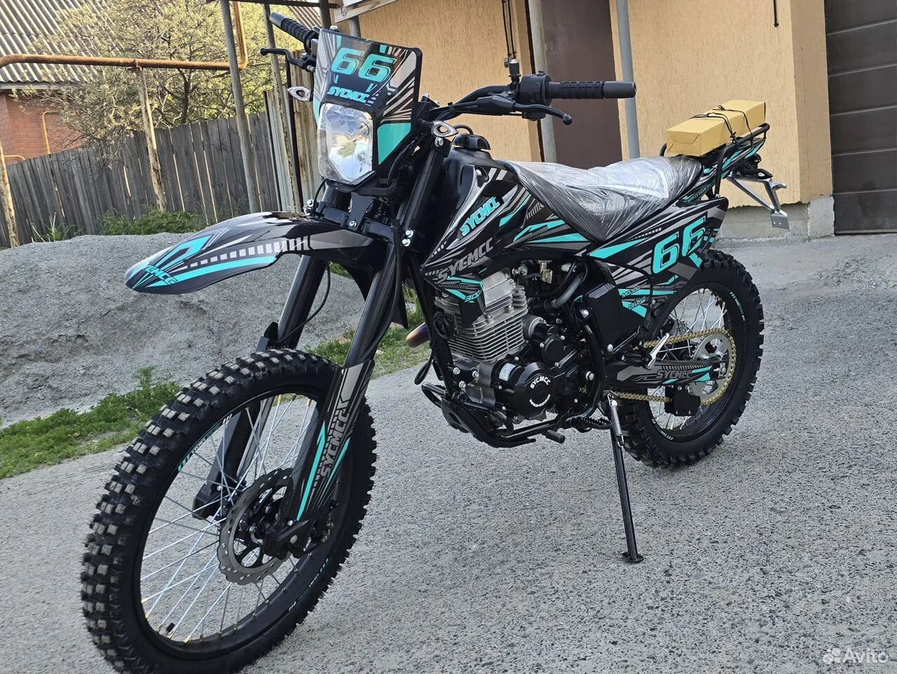 Мотоцикл SYCMCC (SUZUKI), 300 см³ 177fmm, 4 тактный, электростартер, с кикстартером, черно зеленый