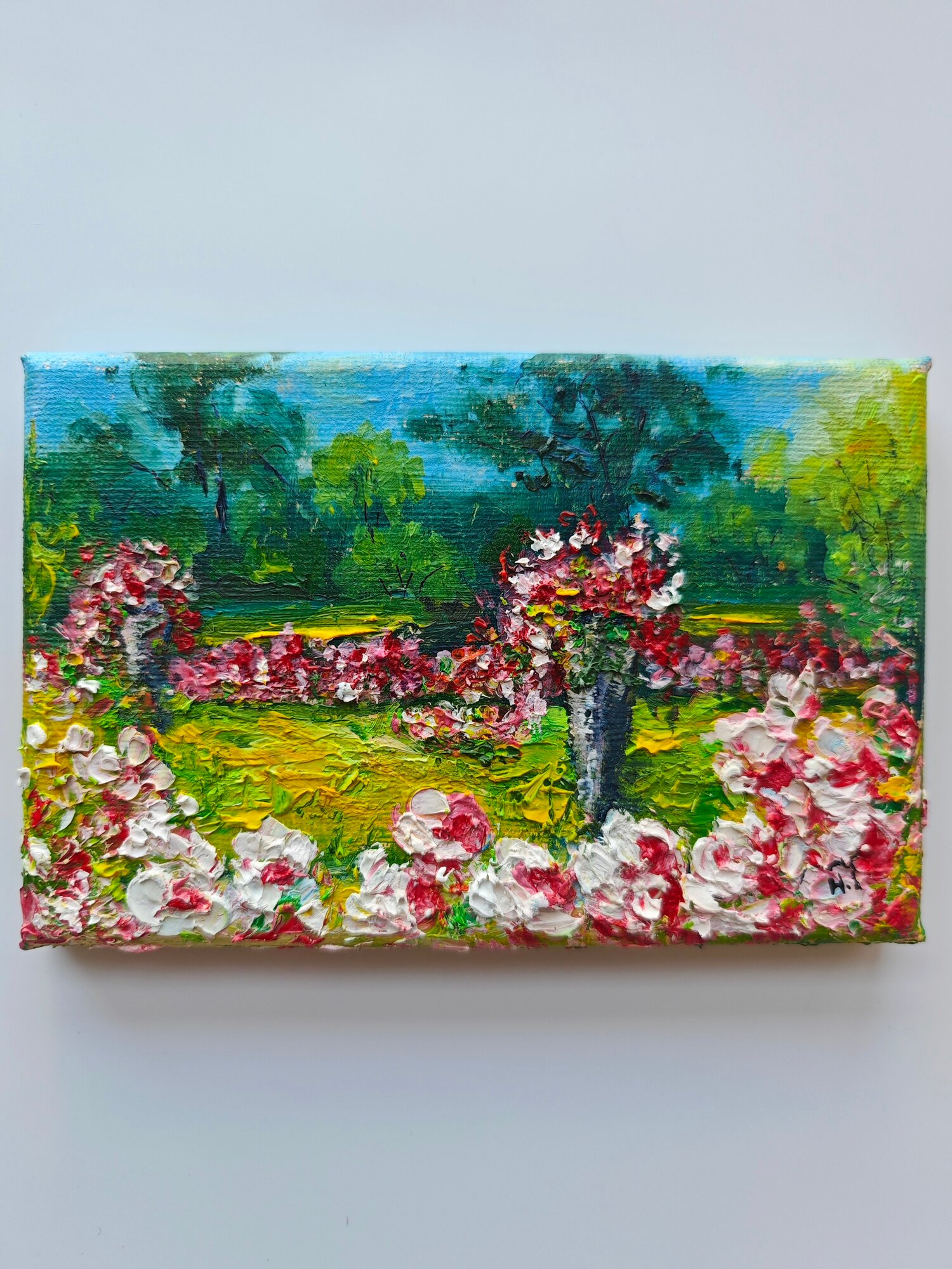 Мини-картина "Прогулка в саду" 10x15 см, на холсте, на подрамнике, масло